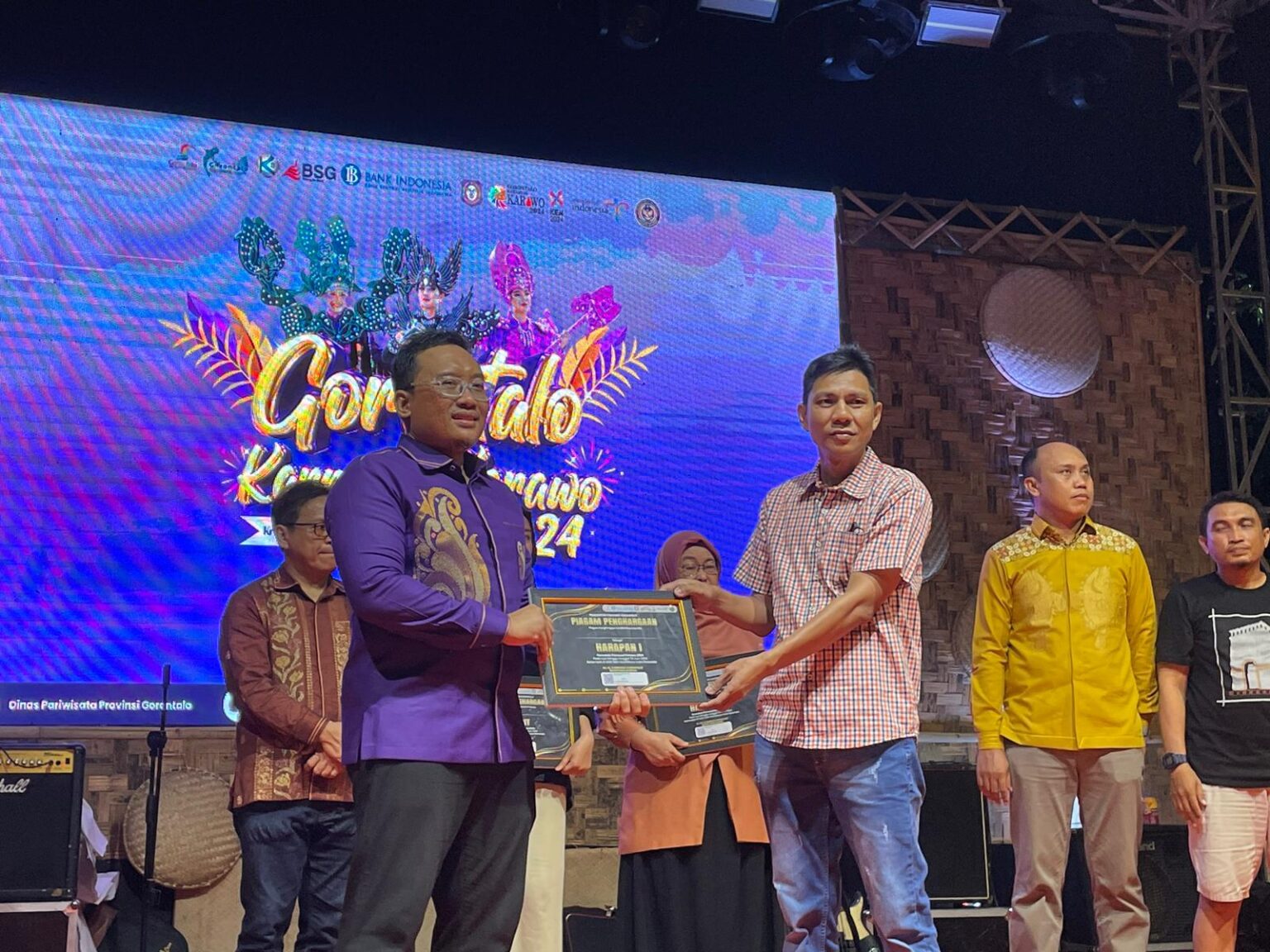 Dinas Perhubungan Provinsi Gorontalo Raih Juara Harapan 1 di Gorontalo Karnaval Karawo 2024 ...
