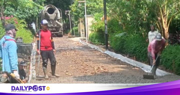 Kualitas Pembangunan Betonisasi Jalan Desa Karang Tumaritis Jadi ...